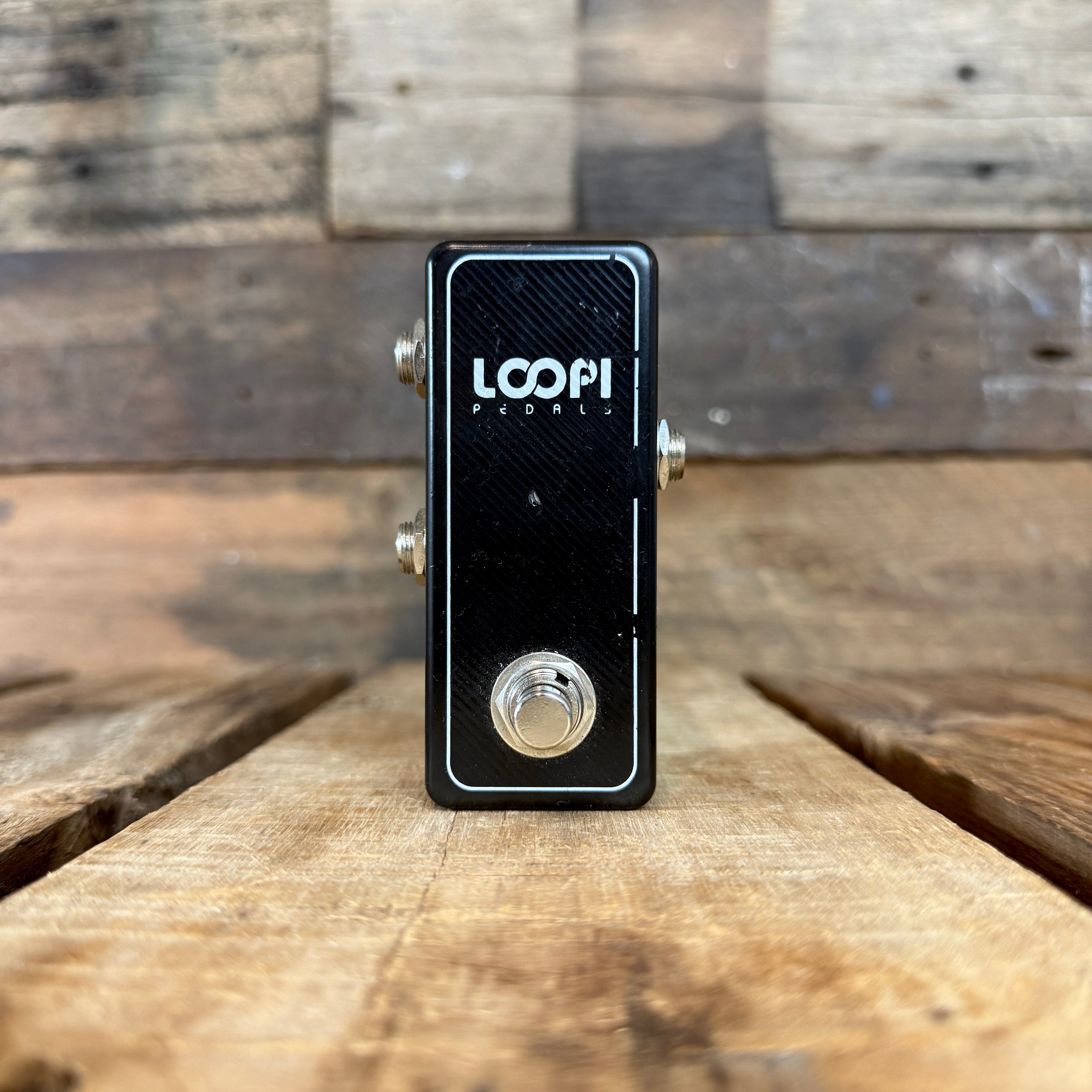 Second Hand Loopi Y Splitter AB Mute Pedal — Pedal Empire